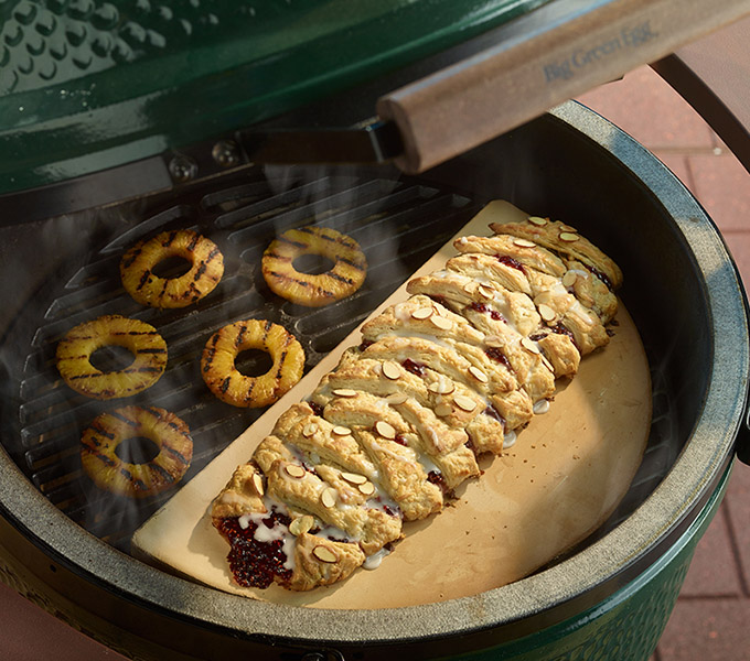 Big Green Egg Half Moon ConvEGGtor Stone | Melbourne Woodheating Centre